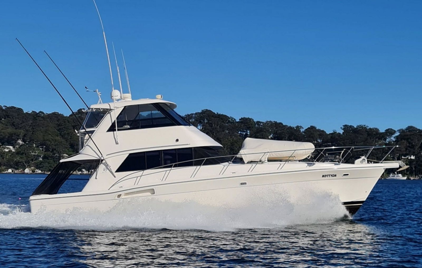 Riviera 48 Enclosed Bridge For Sale | Used Riviera Yachts